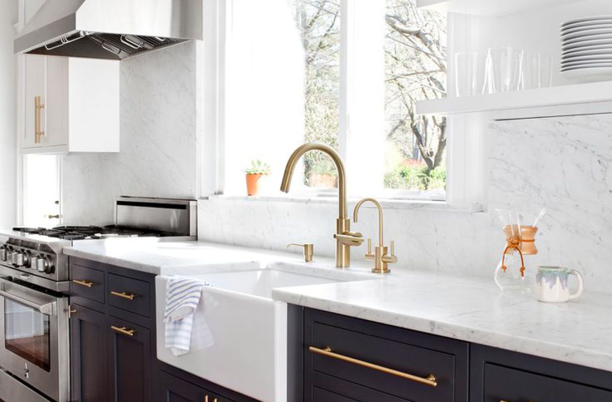 7 Unique Kitchen Cabinet Hardware Options