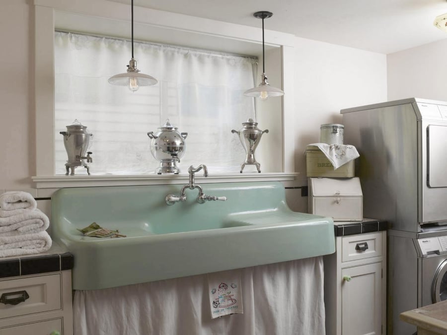 How to Choose the Perfect Laundry Room Sink